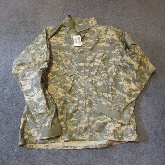 U.S. Army | Jackets & Coats | Nwt Acu Us Army Combat Uniform Digital ...